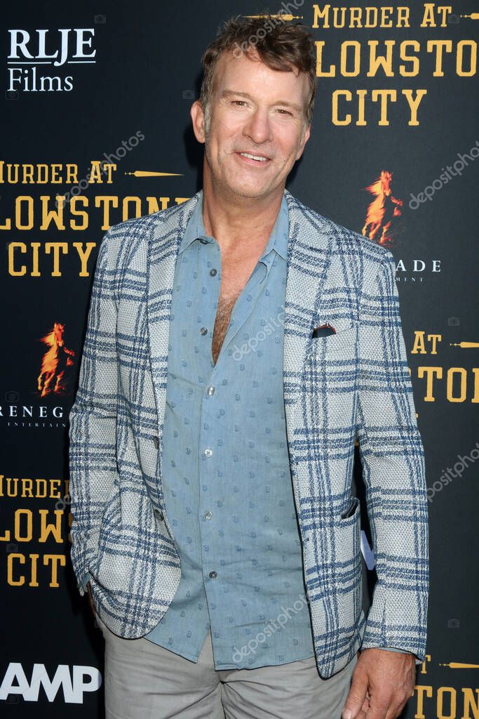 LOS ÁNGELES - 23 DE JUN: Thomas Jane en el estreno de Murder At ...