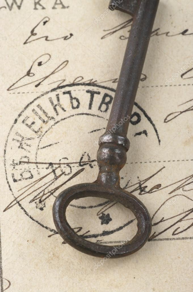Old key with postcards Stock Photo by ©pavila1 42469167