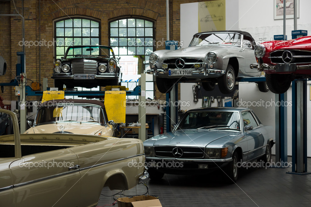 The Restoration Workshop Mercedes-Benz – Stock Editorial Photo © S_Kohl ...