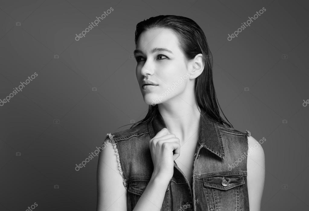 Black and white fashion model Stock Photo by ©mimagephotos 44202091