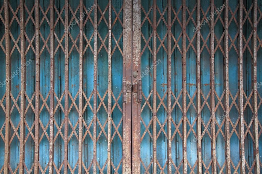 Chinese rusty traditional gate — Stock Photo © blanscape #41211145