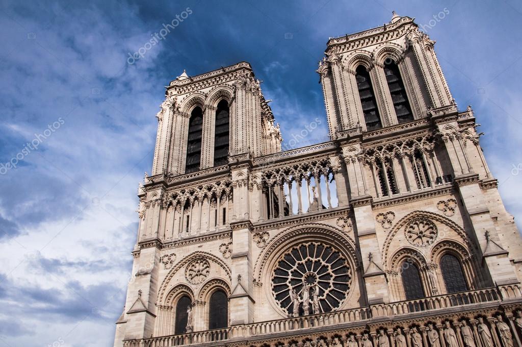 Two towers of Notre Dame cathedral in Paris, France — Stock Photo © lakiluciano #26951023