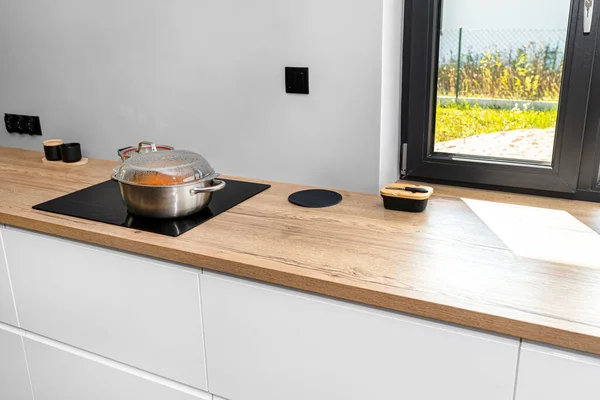 Kitchen worktop Stock Photos, Royalty Free Kitchen worktop Images ...