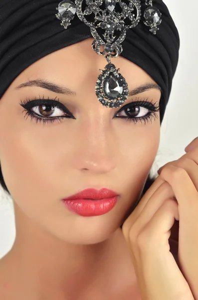 Persian Makeup