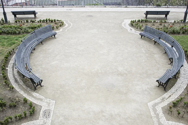 Bancos circulares Stock Photos, Royalty Free Bancos circulares Images | Depositphotos