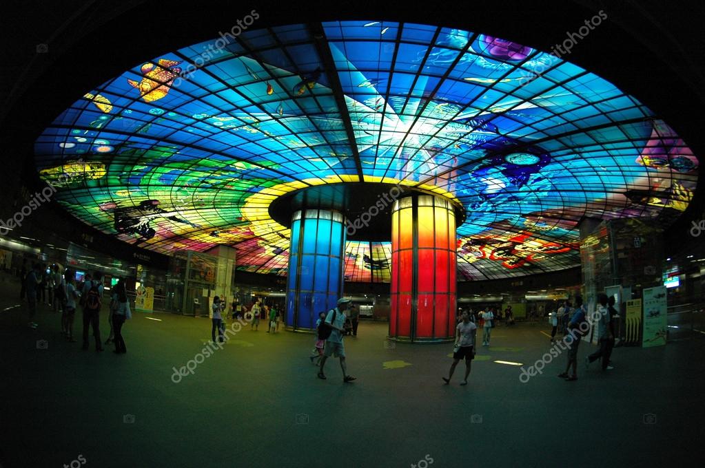 La cúpula de la luz en la estación de Formosa Boulevard 2022