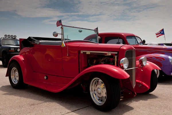 Old Red Ford Hot Rod – Stock Editorial Photo © mybaitshop #11789388