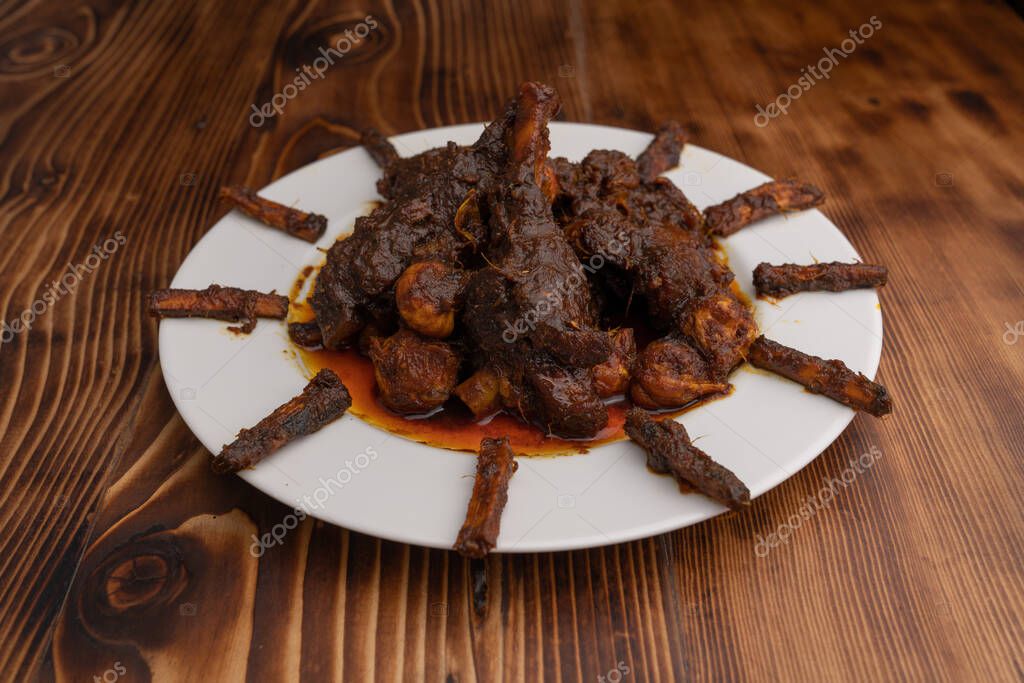 Chui Jhal Beef es un plato tradicional del sur de Asia. La ...