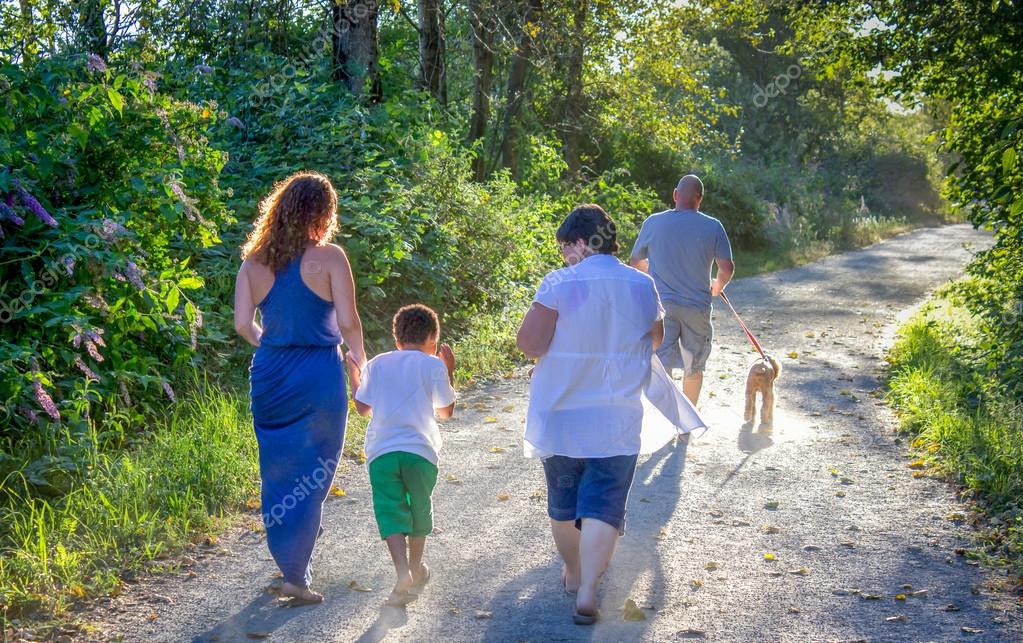 A Family Walk – Stock Editorial Photo © buckyjr #40911795