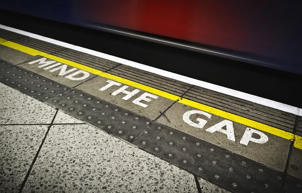 ᐈ Mind the gap sign stock pictures, Royalty Free mind the gap photos ...
