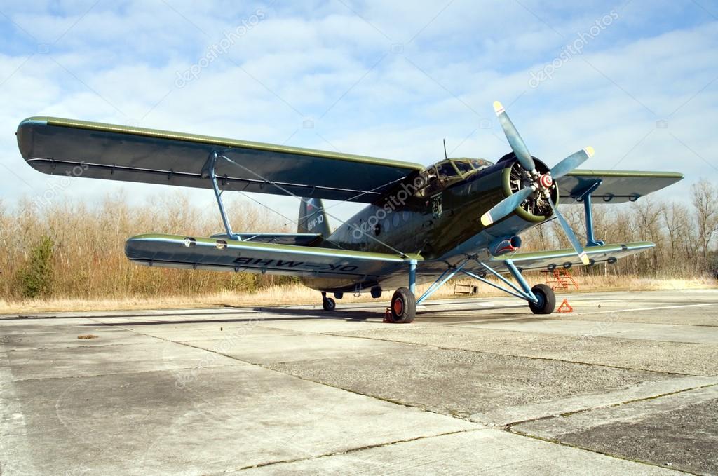 Historic plane paradropper Antonov An-2 — Stock Photo © vladvitek #35441215