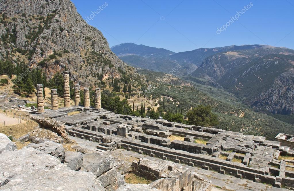 Temple of Apollo at Delphi archaeological site in Greece — Stock Photo ...