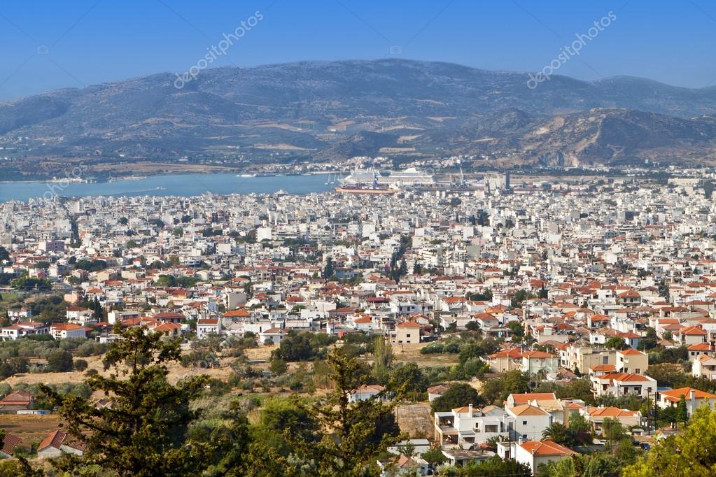 Volos ciudad como se ve desde Portaria de Pelion en Grecia 2022