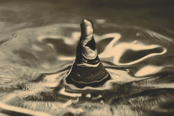 Images water drops return upside down. — Stock Photo © meepoohyaphoto ...