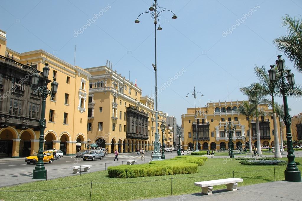 Vista del centro de Lima perú: fotografía de stock © carlosphotos ...
