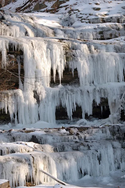 Cascade de glace Stock Photos, Royalty Free Cascade de glace Images ...