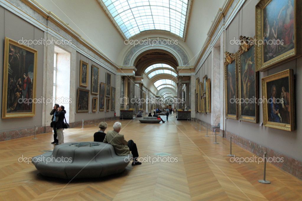 Interior and vistors of Louvre museum, Paris, France – Stock Editorial ...