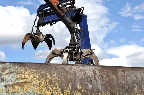 Hydraulic Claw Crane Stock Photo by ©philkinsey 42765793