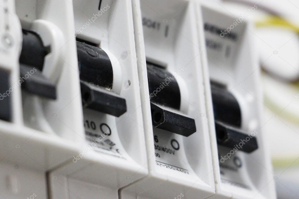 Conjunto de interruptores eléctricos: fotografía de stock © Premium ...