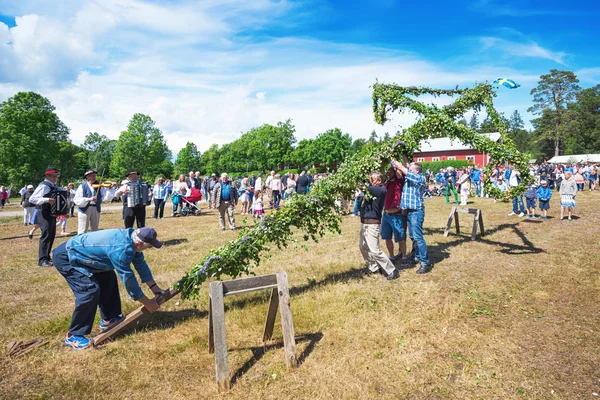 Swedish Midsummer Men