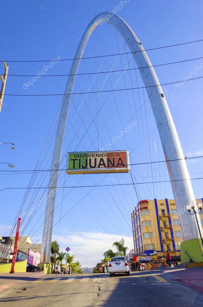 Monumental arch, Tijuana, Mexico — Stock Editorial Photo © f8grapher ...