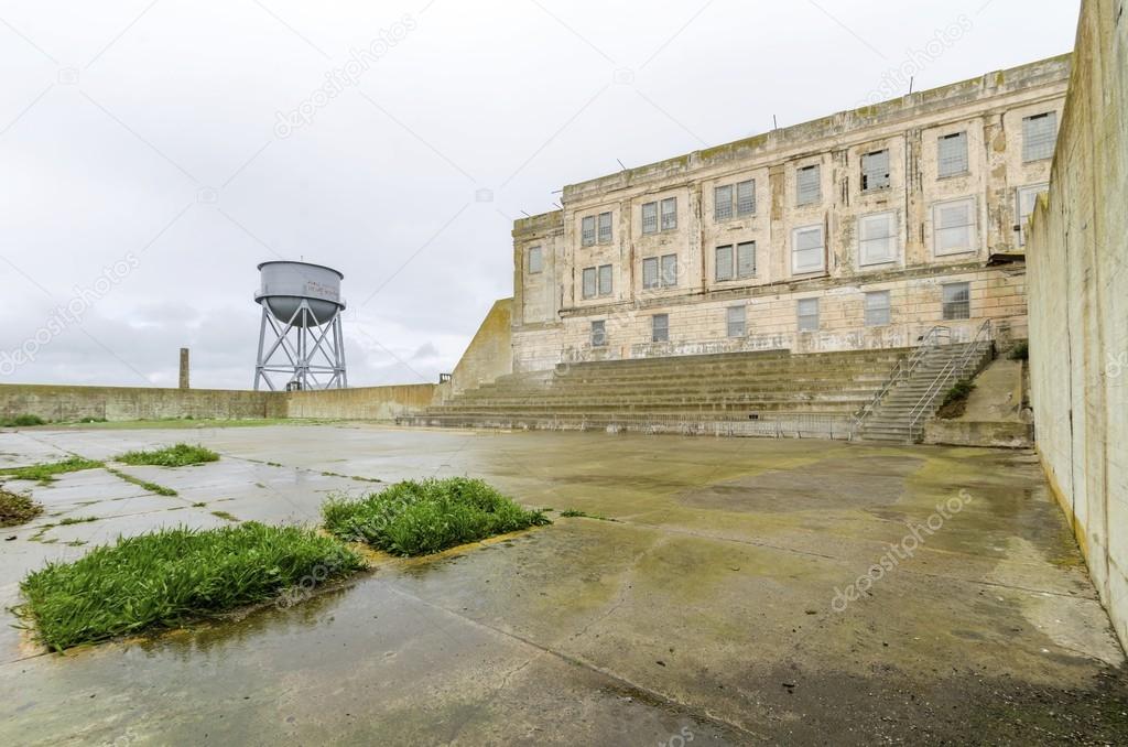 Alcatraz Recreation Yard, San Francisco, California Stock Photo by ...