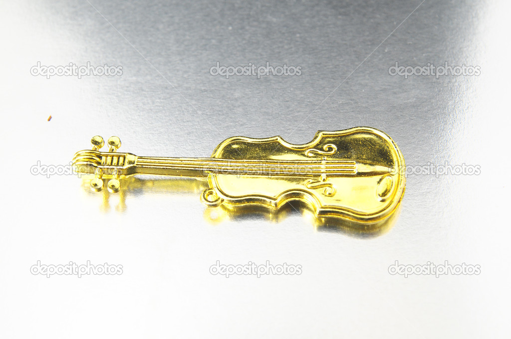 Gold Violin Stock Photo by ©underworld1 44517837