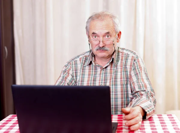 Confused old man Stock Photos, Royalty Free Confused old man Images ...