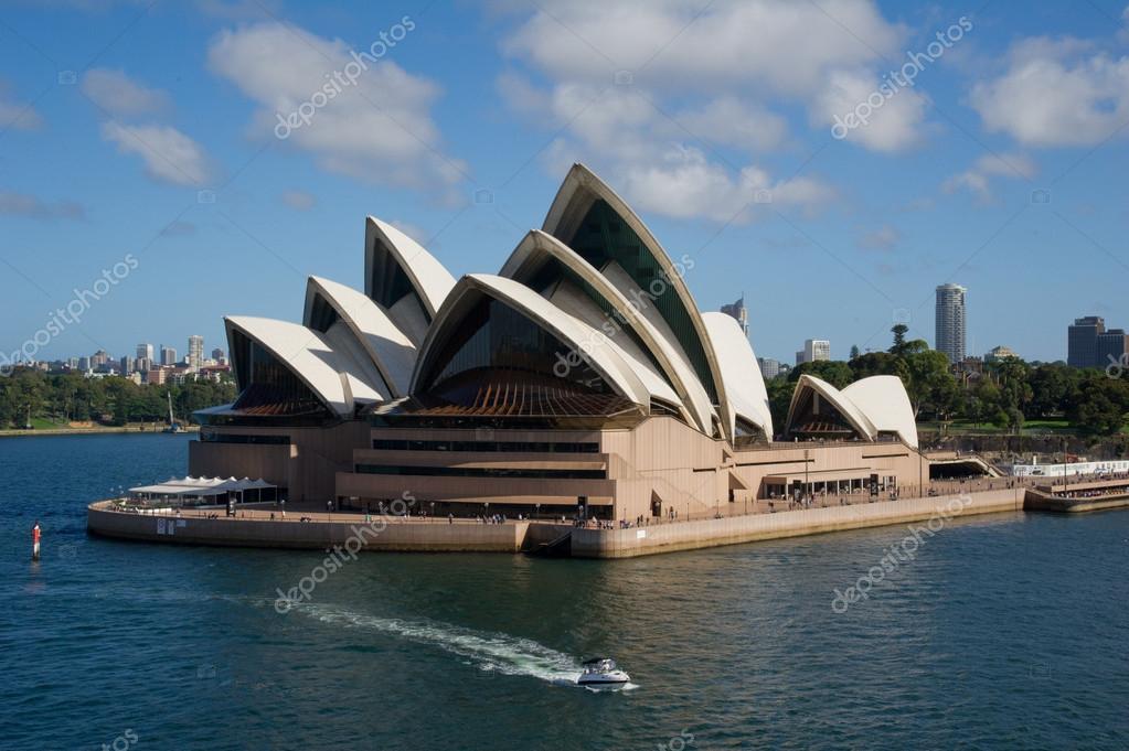 Sydney Opera House – Stock Editorial Photo © maxsaf #13872764