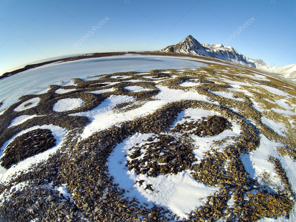 Suelo modelado en la tundra ártica - fenómeno natural de la selección ...