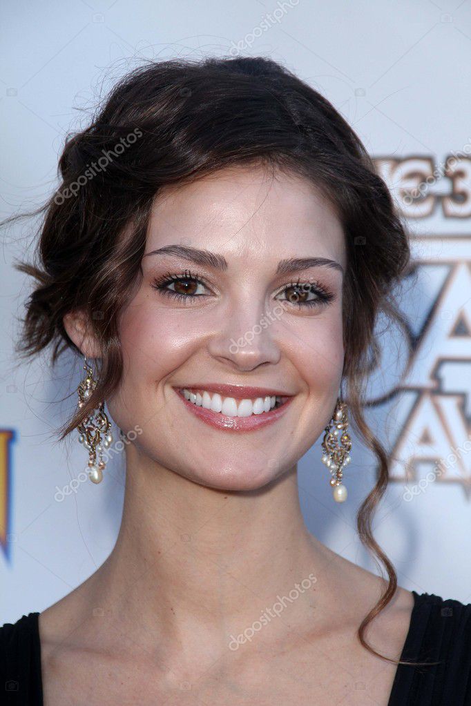 Tiffany Brouwer – Stock Editorial Photo © s_bukley #14012910