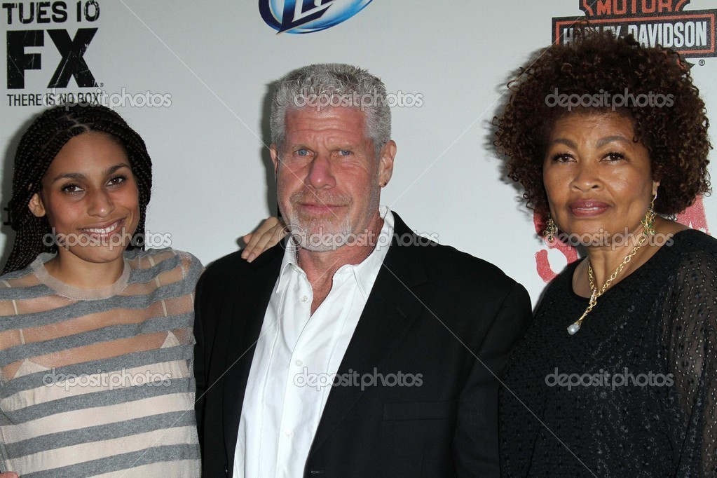 Ron Perlman Wife
