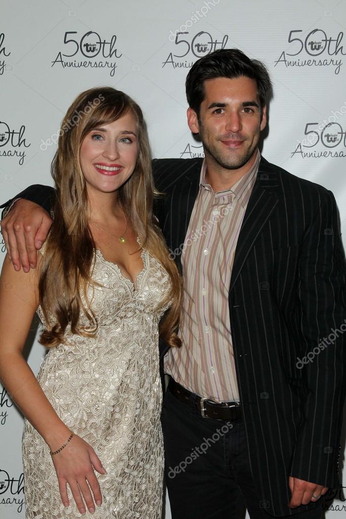 Emily Bridges, Jordan Bridges – Stock Editorial Photo © s_bukley #14021177