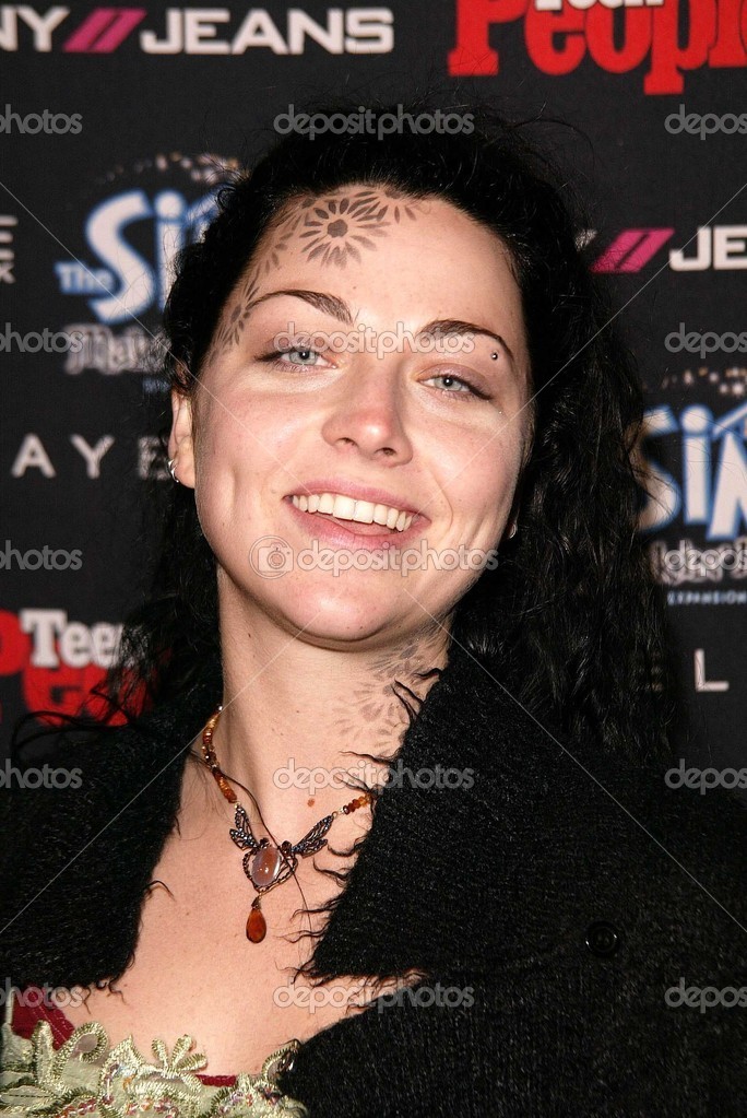 Amy Lee's Instagram, Twitter & Facebook on IDCrawl