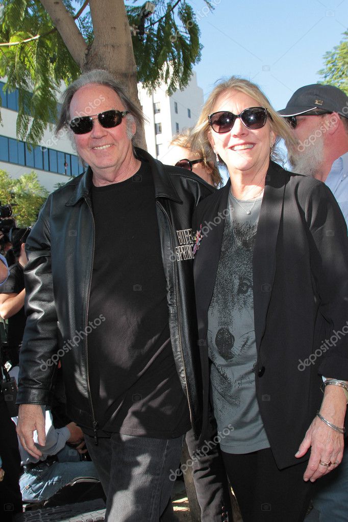 Neil Young and wife Peggy at the Paul McCartney Star on The Hollywood ...