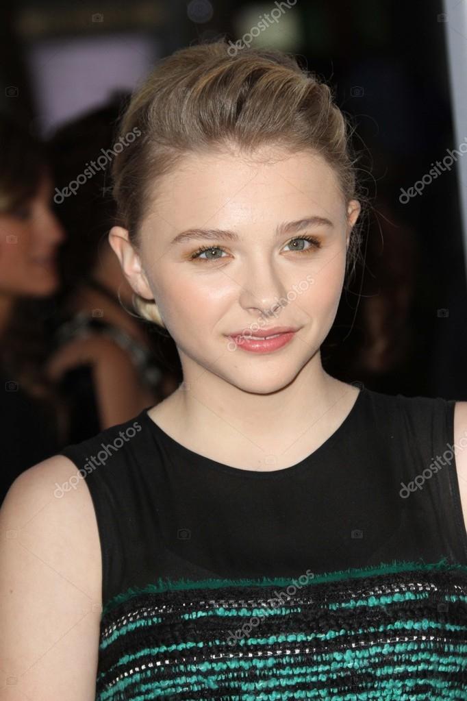 Chloe Grace Moretz — Foto editorial de stock © s_bukley #14439181 Chloe Grace Moretz — Foto editorial de stock © s_bukley #14439181