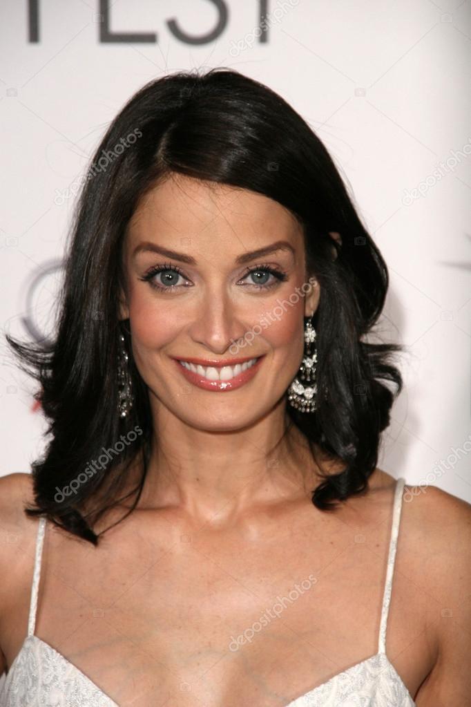 Dayanara Torres – Stock Editorial Photo © s_bukley #14508397