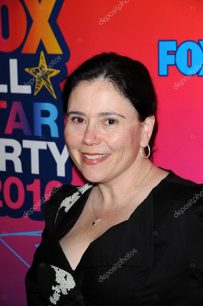 Alex Borstein Cleavage
