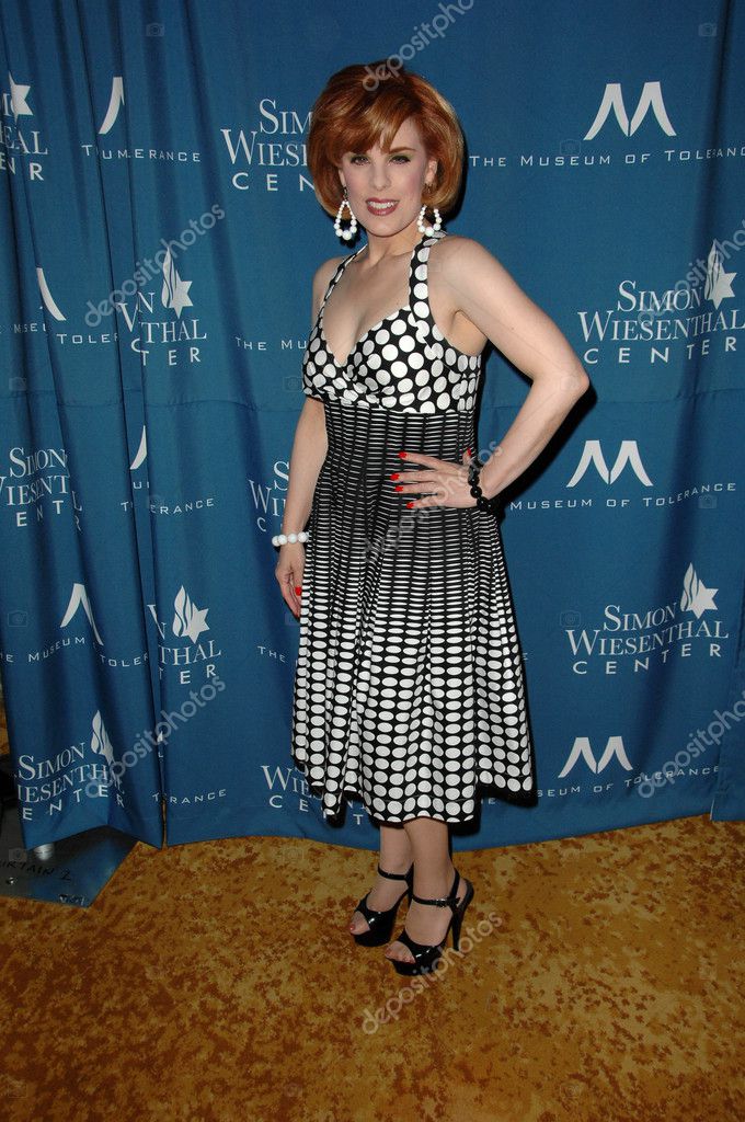 Kat Kramer at the Simon Wiesenthal Centers 2010 Humanitarian Award ...