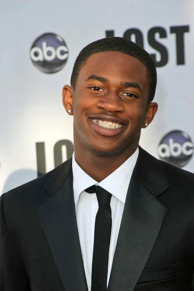 Keyshawn Johnson at the 2005 Covenant With Youth Gala, Beverly Hilton ...