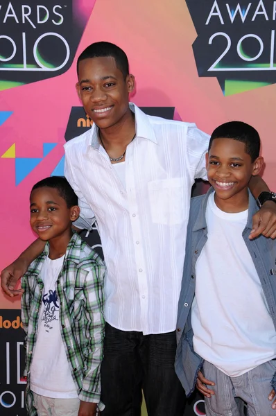 Tyler James Williams Brother Lab Rats