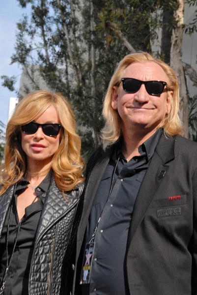 Joe Walsh and Wife Stephanie – Stock Editorial Photo © s_bukley #14984863