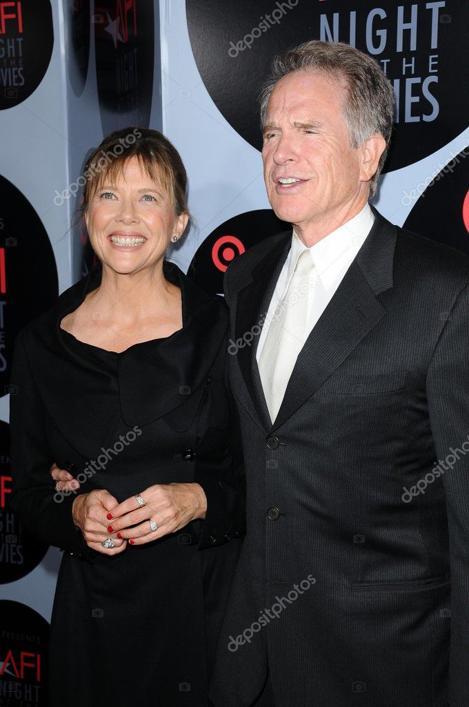Annette Bening, Warren Beatty — Stock Editorial Photo © s_bukley #15121093