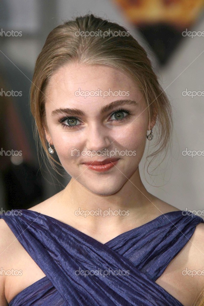 Annasophia Robb Photoshoot