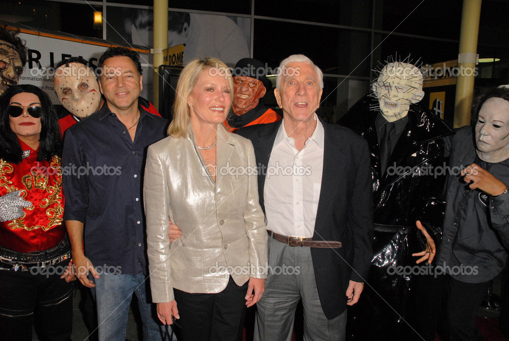 Leslie Nielsen Wife Barbaree Earl Los Angeles Premiere Stan Helsing ...
