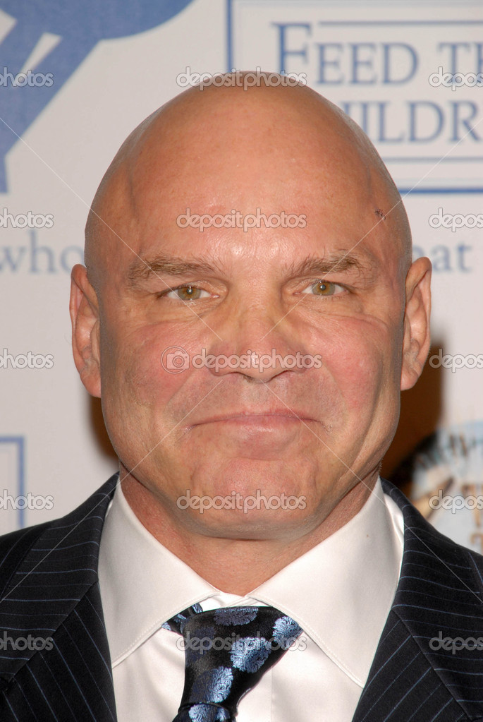 Patrick Kilpatrick at the 2009 World Magic Awards benefitting Feed The ...