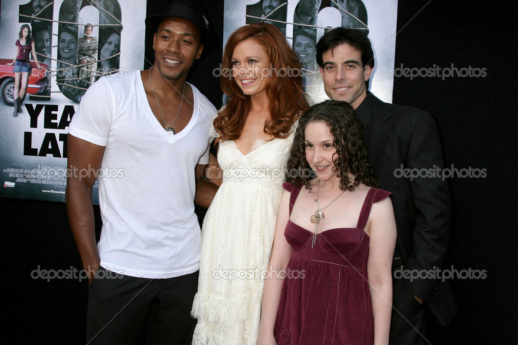 McKinley Freeman y Rachel Boston con Senta Moses y Aaron Michael ...