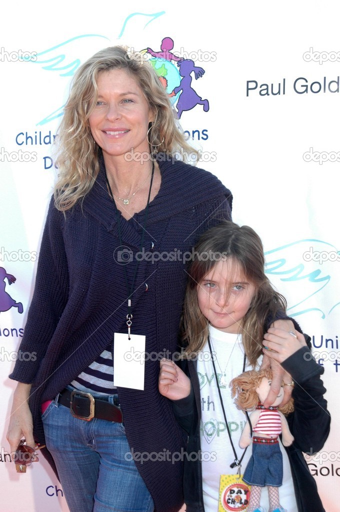 Kate Vernon and daughter Annabelle at Children Uniting Nations 10th ...