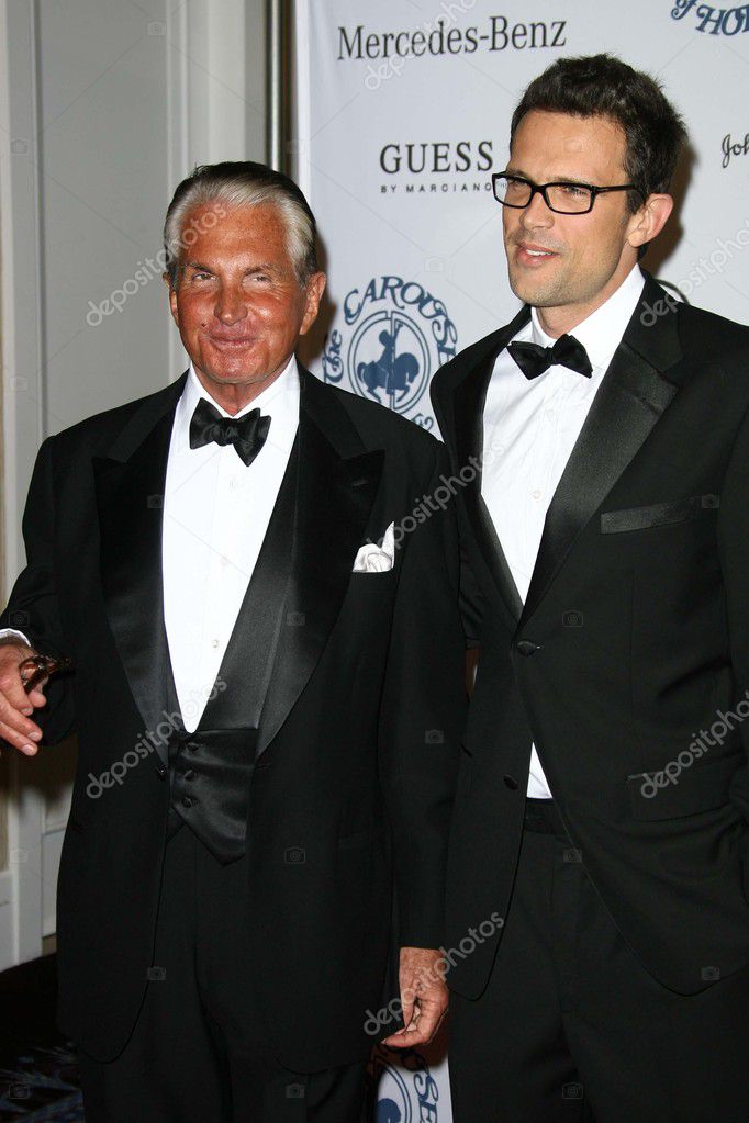 George Hamilton and son Ashley Hamilton — Stock Editorial Photo © s ...