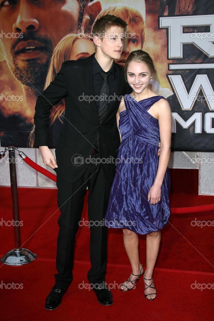 Alexander Ludwig And Annasophia Robb Dating